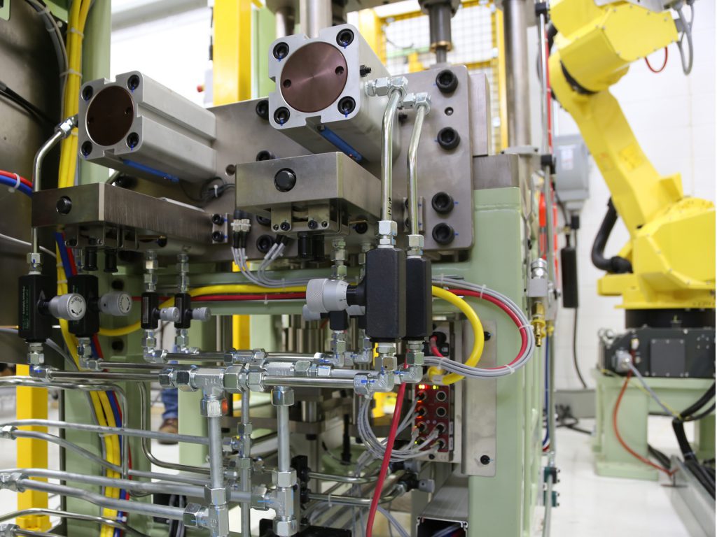 Robotic Gravity Die Casting | Kinemetrix